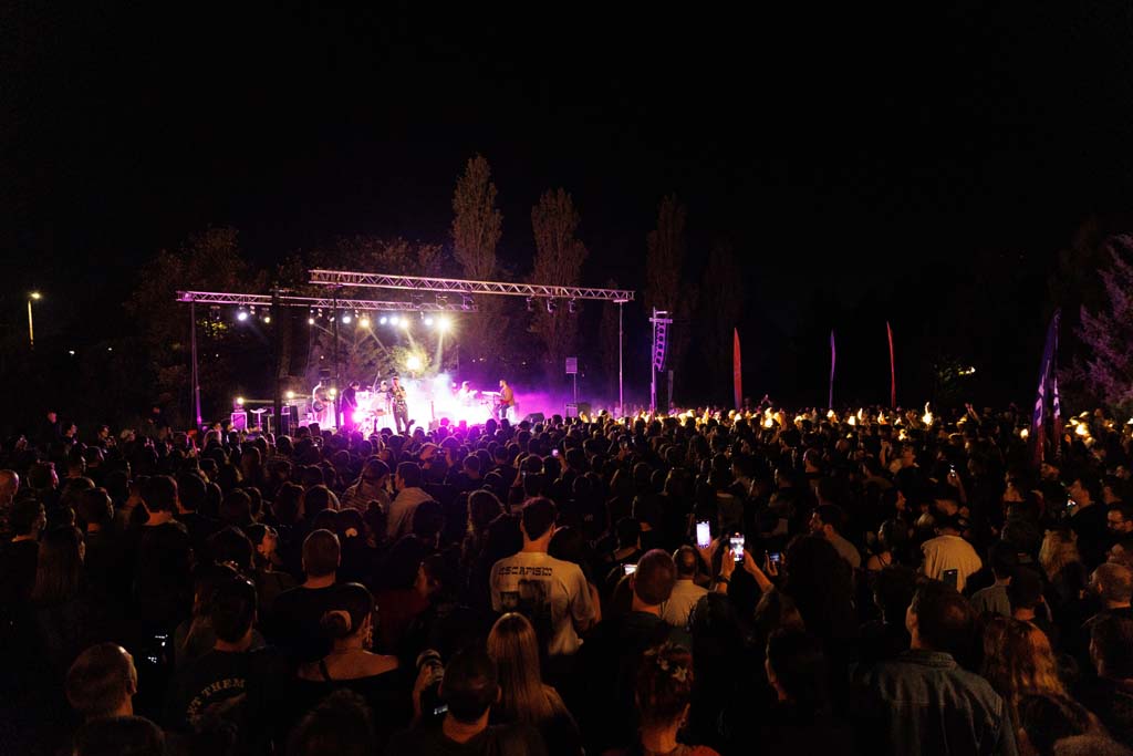 Συναυλία με τον Φοίβο Δεληβοριά – Welcome to UP Festival